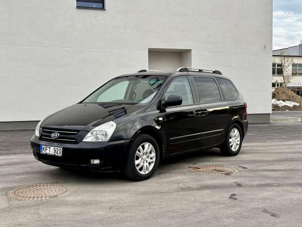 Melns Kia Carnival 2007 Mažeikiai, ar dzinēja tilpumu 2.90 L un nobraukumu 330 tūkst. km par 950 €, foto 1 vietnē AUTOMOTO.COM.LV