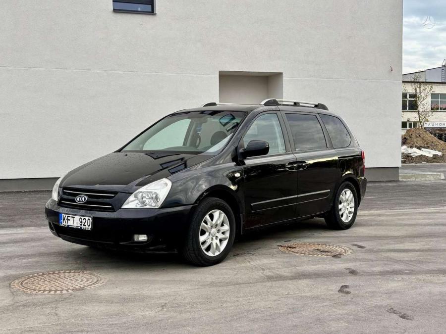 Melns Kia Carnival 2007 Mažeikiai, ar dzinēja tilpumu 2.90 L un nobraukumu 330 tūkst. km par 950 €, foto 1 vietnē AUTOMOTO.COM.LV
