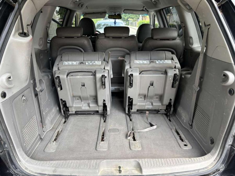 Melns Kia Carnival 2007 Mažeikiai, ar dzinēja tilpumu 2.90 L un nobraukumu 330 tūkst. km par 950 €, foto 8 vietnē AUTOMOTO.COM.LV