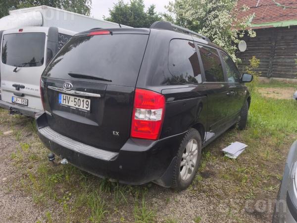 Melns Kia Carnival 2008 Rīga, ar dzinēja tilpumu 2.90 L un nobraukumu 283 tūkst. km par 1200 €, foto 2 vietnē AUTOMOTO.COM.LV