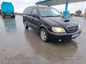 Melns Kia Carnival 2005 Tallina, ar dzinēja tilpumu 2.90 L un nobraukumu 215 tūkst. km par 999 €, foto 8 vietnē AUTOMOTO.COM.LV