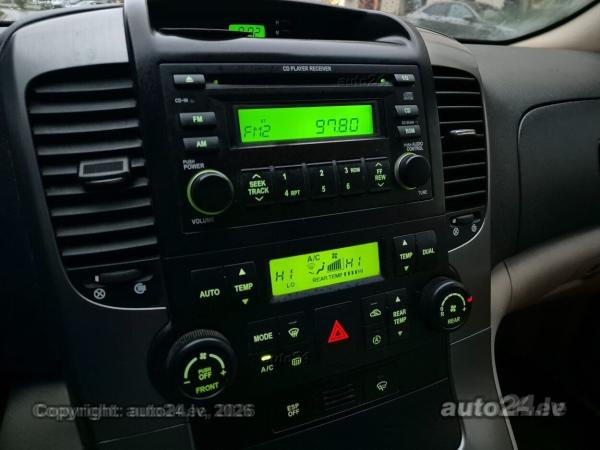 Melns Kia Carnival 2007 Tallina, ar dzinēja tilpumu 2.90 L un nobraukumu 390 tūkst. km par 1798 €, foto 11 vietnē AUTOMOTO.COM.LV