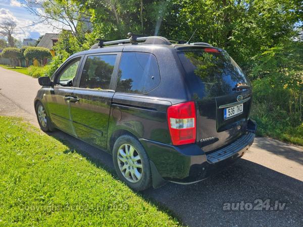 Melns Kia Carnival 2007 Tallina, ar dzinēja tilpumu 2.90 L un nobraukumu 0 tūkst. km par 650 €, foto 5 vietnē AUTOMOTO.COM.LV