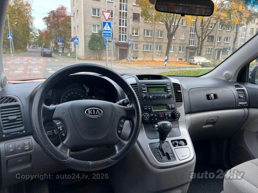 Melns Kia Carnival 2009 Narva, ar dzinēja tilpumu 2.90 L un nobraukumu 339 tūkst. km par 1499 €, foto 12 vietnē AUTOMOTO.COM.LV