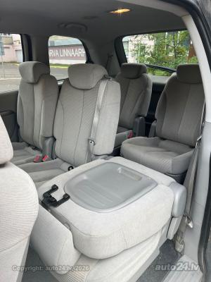 Melns Kia Carnival 2009 Narva, ar dzinēja tilpumu 2.90 L un nobraukumu 339 tūkst. km par 1499 €, foto 15 vietnē AUTOMOTO.COM.LV