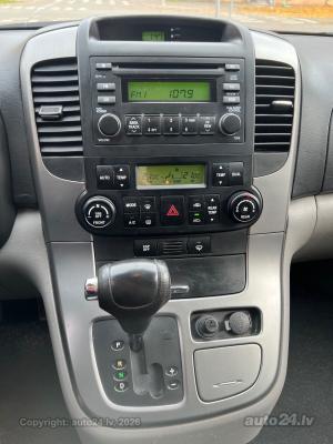 Melns Kia Carnival 2009 Narva, ar dzinēja tilpumu 2.90 L un nobraukumu 339 tūkst. km par 1499 €, foto 17 vietnē AUTOMOTO.COM.LV