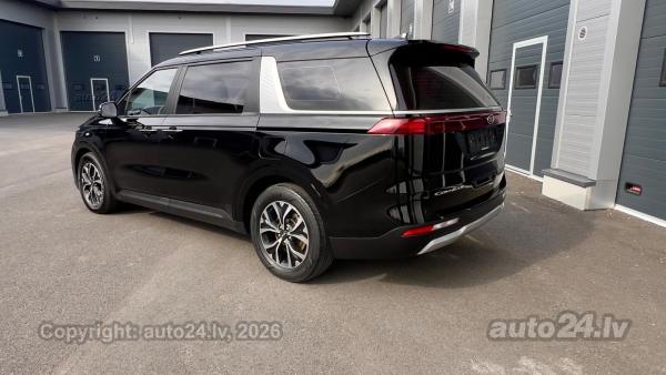Melns Kia Carnival 2021 Tallina, ar dzinēja tilpumu 2.20 L un nobraukumu 108 tūkst. km par 33900 €, foto 4 vietnē AUTOMOTO.COM.LV
