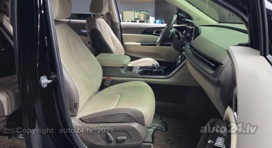 Melns Kia Carnival 2022 Tallina, ar dzinēja tilpumu 2.20 L un nobraukumu 82 tūkst. km par 38880 €, foto 8 vietnē AUTOMOTO.COM.LV