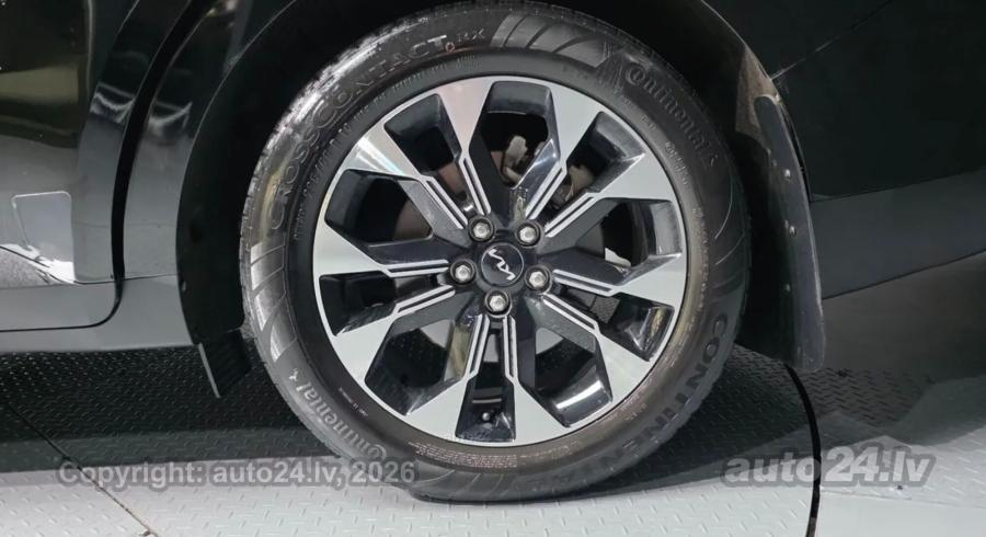 Melns Kia Carnival 2022 Tallina, ar dzinēja tilpumu 2.20 L un nobraukumu 82 tūkst. km par 38880 €, foto 18 vietnē AUTOMOTO.COM.LV