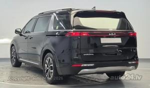 Black Kia Carnival 2023 in Tallinn, with an engine capacity of 2.20 L and mileage of 85 thousand km for 38880 €, photo 3 on AUTOMOTO.COM.LV