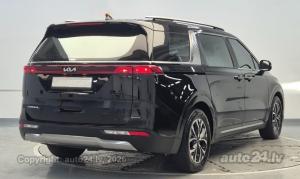 Black Kia Carnival 2023 in Tallinn, with an engine capacity of 2.20 L and mileage of 85 thousand km for 38880 €, photo 5 on AUTOMOTO.COM.LV