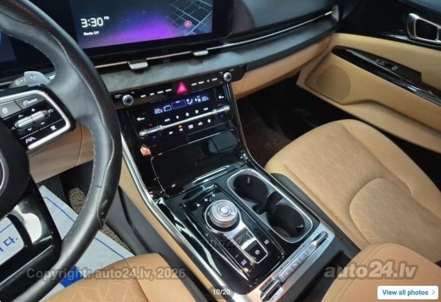 Black Kia Carnival 2023 in Tallinn, with an engine capacity of 2.20 L and mileage of 85 thousand km for 38880 €, photo 8 on AUTOMOTO.COM.LV