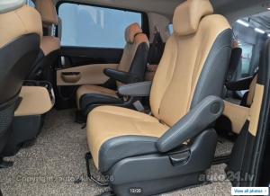 Black Kia Carnival 2023 in Tallinn, with an engine capacity of 2.20 L and mileage of 85 thousand km for 38880 €, photo 13 on AUTOMOTO.COM.LV