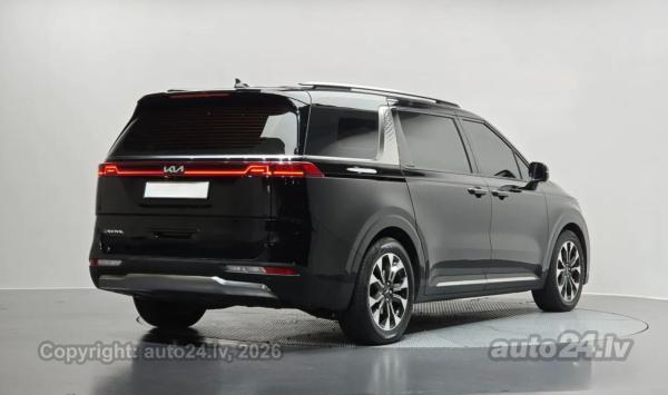 Black Kia Carnival 2023 in Tallinn, with an engine capacity of 2.20 L and mileage of 110 thousand km for 38880 €, photo 3 on AUTOMOTO.COM.LV
