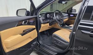 Melns Kia Carnival 2023 Tallina, ar dzinēja tilpumu 2.20 L un nobraukumu 110 tūkst. km par 38880 €, foto 6 vietnē AUTOMOTO.COM.LV