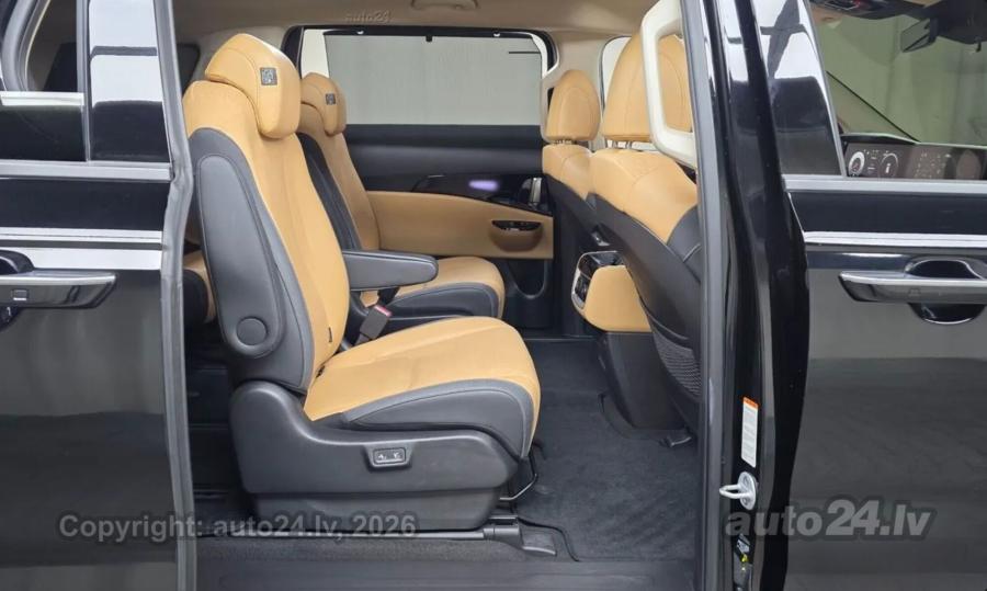Melns Kia Carnival 2023 Tallina, ar dzinēja tilpumu 2.20 L un nobraukumu 110 tūkst. km par 38880 €, foto 12 vietnē AUTOMOTO.COM.LV