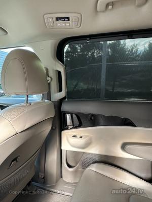 Black Kia Carnival 2024 in Tallinn, with an engine capacity of 2.20 L and mileage of 65 thousand km for 48880 €, photo 24 on AUTOMOTO.COM.LV