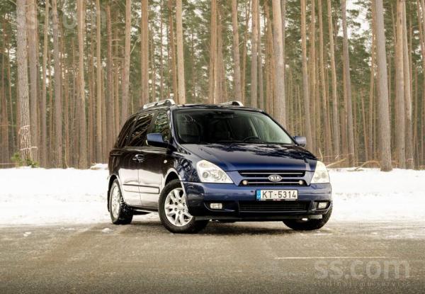 Zils Kia Carnival 2006 Rīga, ar dzinēja tilpumu 3.00 L un nobraukumu 294 tūkst. km par 2990 €, foto 2 vietnē AUTOMOTO.COM.LV