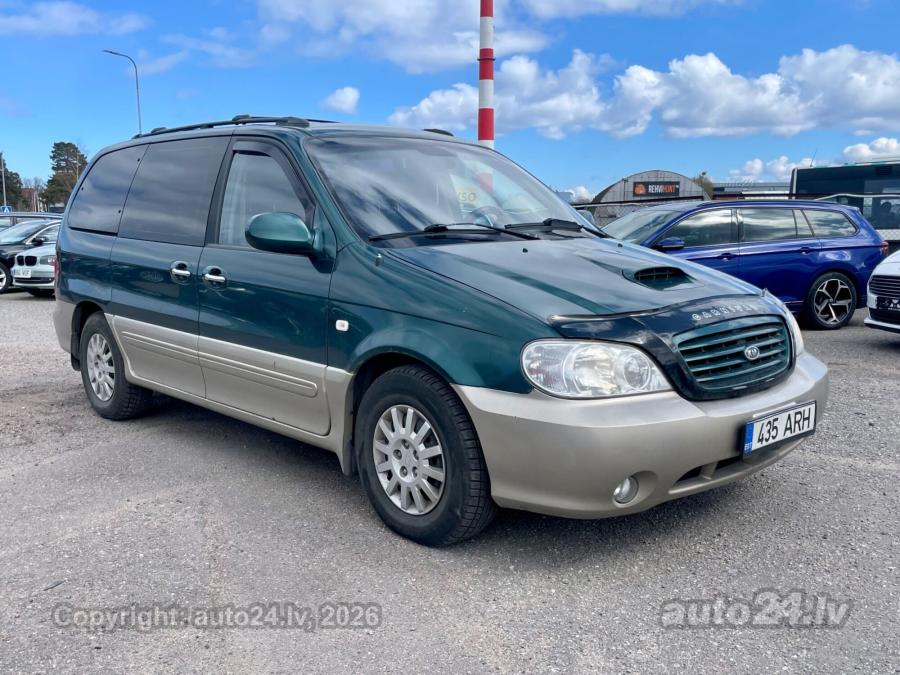 Green Kia Carnival 2002 in Tallinn, with an engine capacity of 2.90 L and mileage of 170 thousand km for 1850 €, photo 1 on AUTOMOTO.COM.LV
