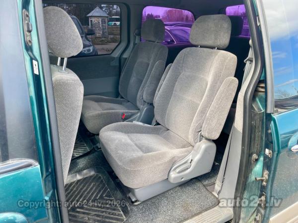 Zaļš Kia Carnival 2002 Tallina, ar dzinēja tilpumu 2.90 L un nobraukumu 170 tūkst. km par 1850 €, foto 9 vietnē AUTOMOTO.COM.LV