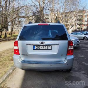 Серый Киа Карнивал 2006 в Рига, объемом двигателя 2.90 л и пробегом 275 тыс. км за 900 €, фото 5 на AUTOMOTO.COM.LV