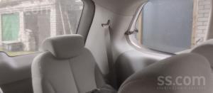 Grey Kia Carnival 2007 in Riga, with an engine capacity of 2.90 L and mileage of 240 thousand km for 2000 €, photo 7 on AUTOMOTO.COM.LV