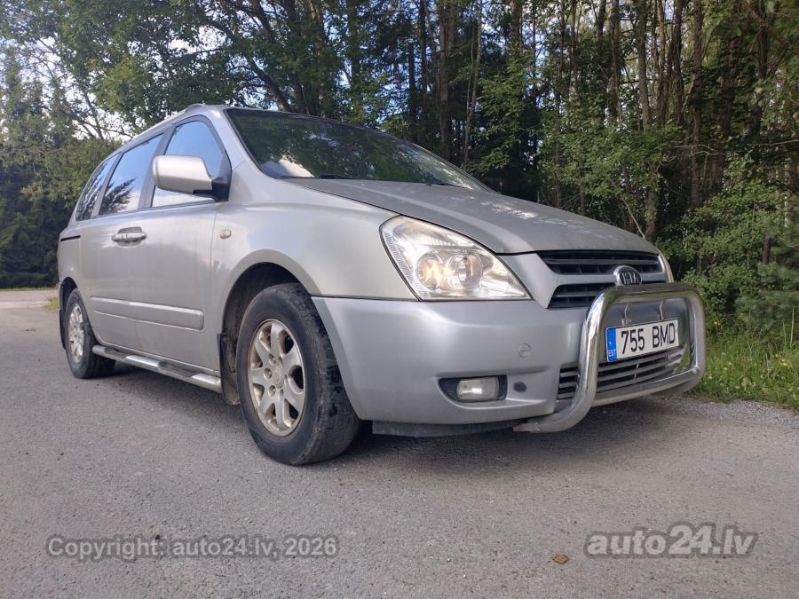 Pelēks Kia Carnival 2006 Rapla, ar dzinēja tilpumu 2.90 L un nobraukumu 0 tūkst. km par 650 €, foto 8 vietnē AUTOMOTO.COM.LV