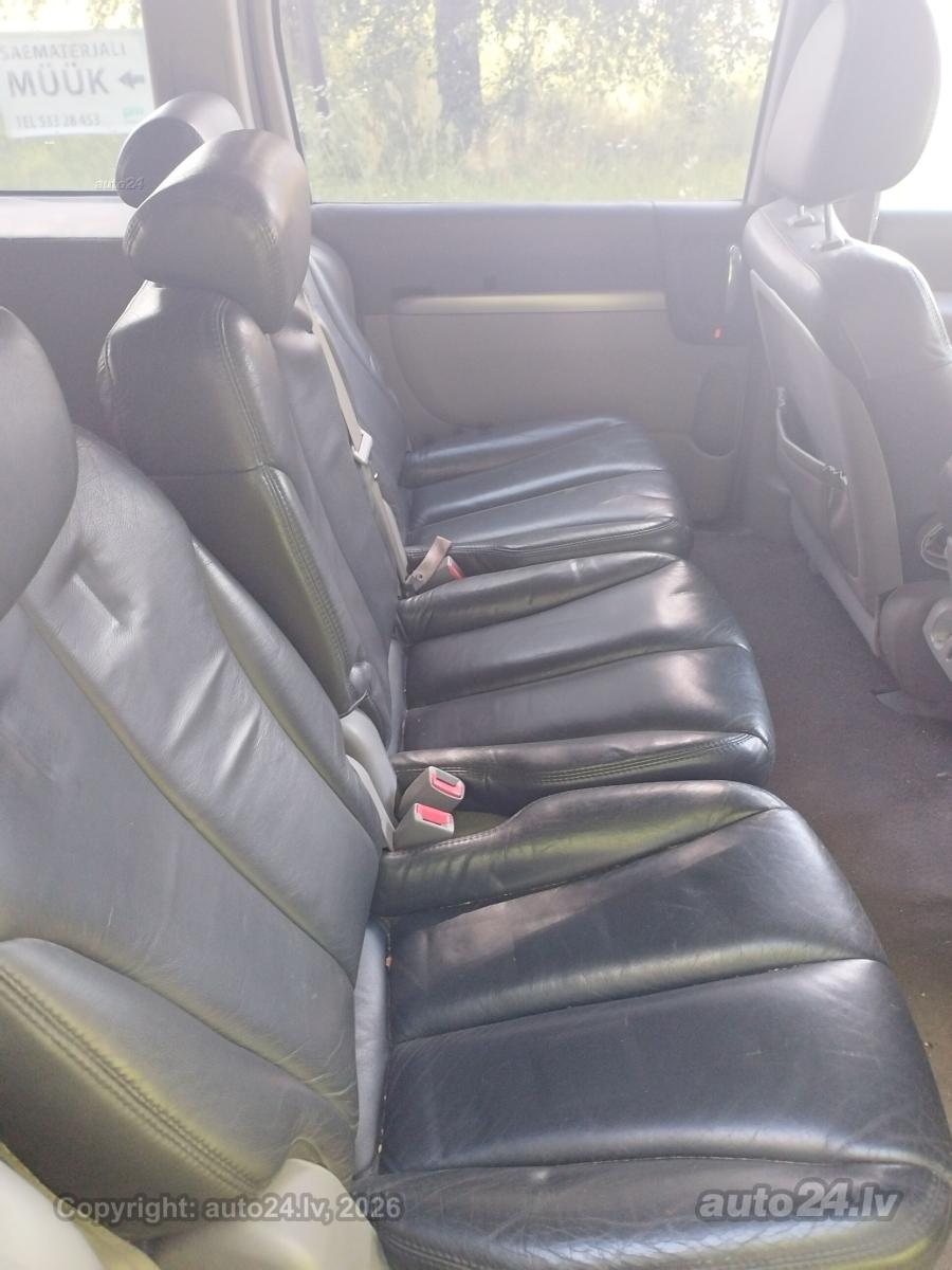 Pelēks Kia Carnival 2006 Rapla, ar dzinēja tilpumu 2.90 L un nobraukumu 0 tūkst. km par 650 €, foto 17 vietnē AUTOMOTO.COM.LV