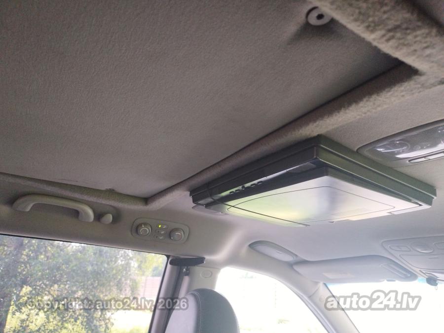 Pelēks Kia Carnival 2006 Rapla, ar dzinēja tilpumu 2.90 L un nobraukumu 0 tūkst. km par 650 €, foto 22 vietnē AUTOMOTO.COM.LV