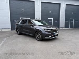 Pelēks Kia Carnival 2020 Tallina, ar dzinēja tilpumu 2.20 L un nobraukumu 107 tūkst. km par 28900 €, foto 4 vietnē AUTOMOTO.COM.LV