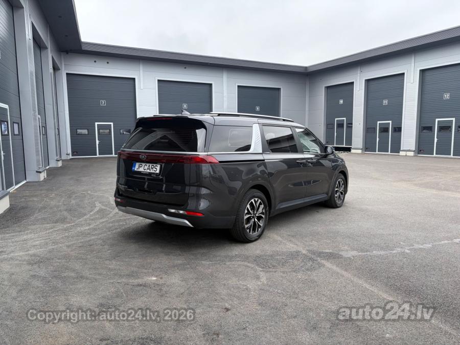 Pelēks Kia Carnival 2020 Tallina, ar dzinēja tilpumu 2.20 L un nobraukumu 107 tūkst. km par 28900 €, foto 6 vietnē AUTOMOTO.COM.LV