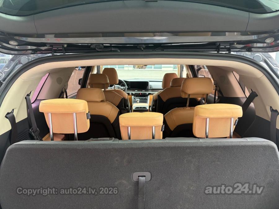 Pelēks Kia Carnival 2020 Tallina, ar dzinēja tilpumu 2.20 L un nobraukumu 107 tūkst. km par 28900 €, foto 13 vietnē AUTOMOTO.COM.LV
