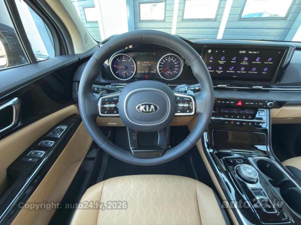 Grey Kia Carnival 2021 in Tallinn, with an engine capacity of 0.00 L and mileage of 139 thousand km for 33900 €, photo 10 on AUTOMOTO.COM.LV