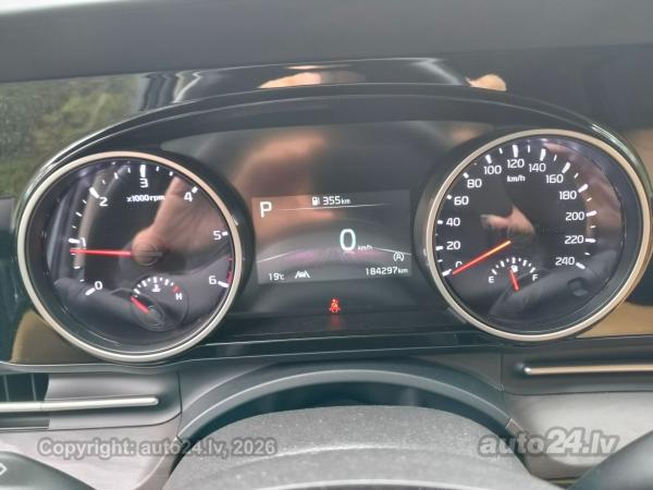 Серый Киа Карнивал 2022 в Таллин, объемом двигателя 2.20 л и пробегом 184 тыс. км за 28800 €, фото 8 на AUTOMOTO.COM.LV