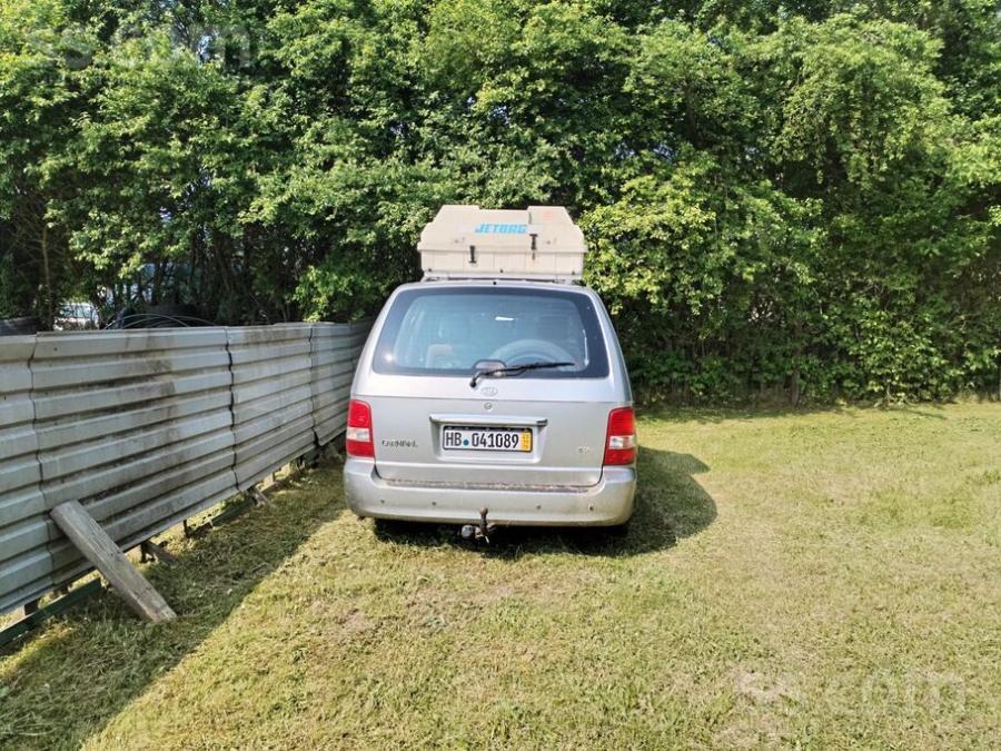 Kia Carnival 2006 in Riga, with an engine capacity of 2.90 L and mileage of 0 thousand km for 550 €, photo 1 on AUTOMOTO.COM.LV