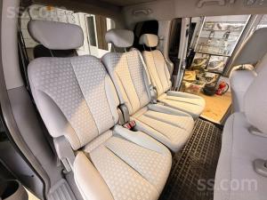 Kia Carnival 2006 in Riga, with an engine capacity of 2.90 L and mileage of 280 thousand km for 2500 €, photo 3 on AUTOMOTO.COM.LV