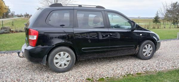 Kia Carnival 2007 Alīta, ar dzinēja tilpumu 2.90 L un nobraukumu 293 tūkst. km par 2150 €, foto 3 vietnē AUTOMOTO.COM.LV