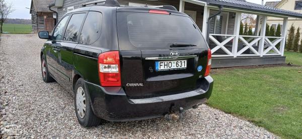 Kia Carnival 2007 in Alytus, with an engine capacity of 2.90 L and mileage of 293 thousand km for 2150 €, photo 6 on AUTOMOTO.COM.LV