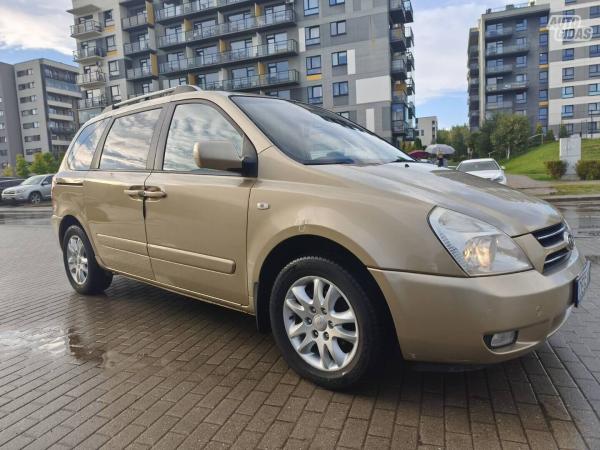 Kia Carnival 2007 Viļņa, ar dzinēja tilpumu 2.80 L un nobraukumu 269 tūkst. km par 999 €, foto 3 vietnē AUTOMOTO.COM.LV