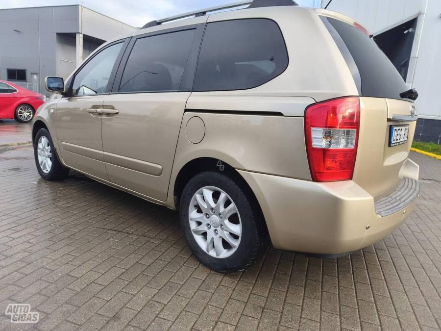 Kia Carnival 2007 Viļņa, ar dzinēja tilpumu 2.80 L un nobraukumu 269 tūkst. km par 999 €, foto 6 vietnē AUTOMOTO.COM.LV