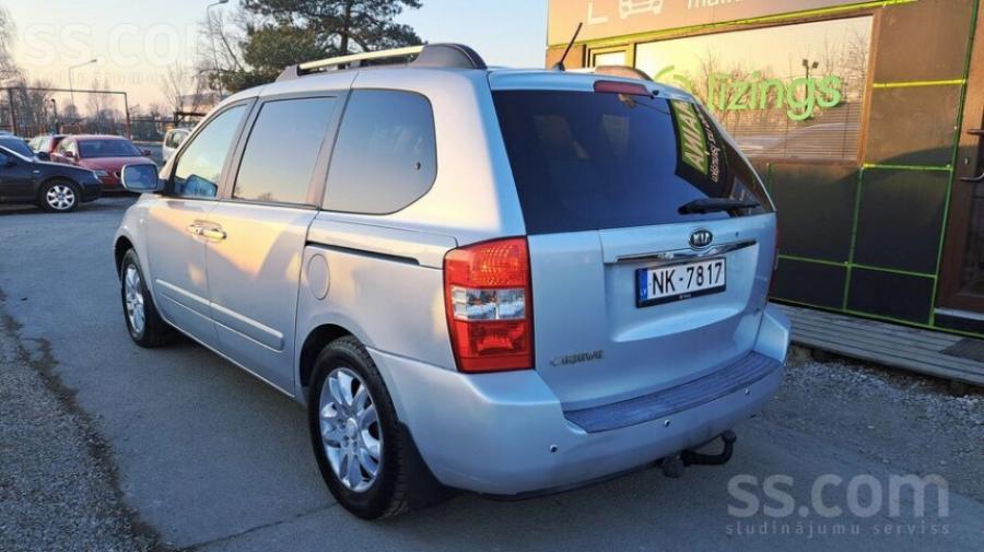 Kia Carnival 2008 in Riga, with an engine capacity of 2.90 L and mileage of 168 thousand km for 3490 €, photo 9 on AUTOMOTO.COM.LV
