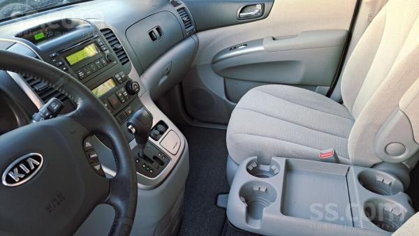 Kia Carnival 2008 in Riga, with an engine capacity of 2.90 L and mileage of 168 thousand km for 3490 €, photo 7 on AUTOMOTO.COM.LV