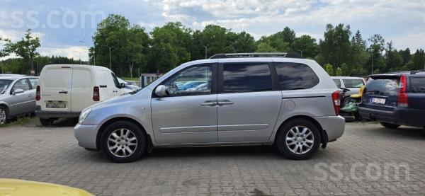 Киа Карнивал 2008 в Валмиера, объемом двигателя 2.90 л и пробегом 372 тыс. км за 1500 €, фото 5 на AUTOMOTO.COM.LV