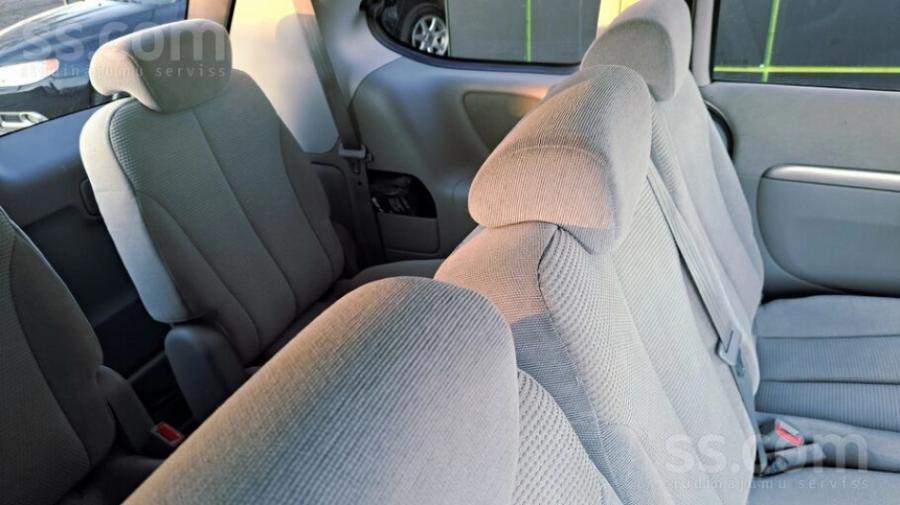 Kia Carnival 2008 Rīga, ar dzinēja tilpumu 2.90 L un nobraukumu 168 tūkst. km par 3490 €, foto 18 vietnē AUTOMOTO.COM.LV