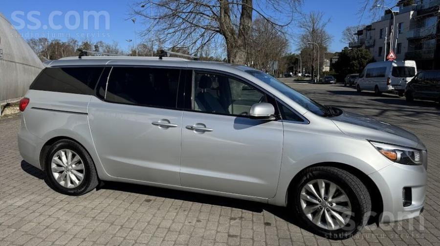 Kia Carnival 2015 in Jurmala, with an engine capacity of 3.30 L and mileage of 174 thousand km for 11200 €, photo 7 on AUTOMOTO.COM.LV