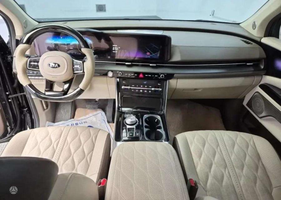 Kia Carnival 2021 Viļņa, ar dzinēja tilpumu 3.47 L un nobraukumu 47 tūkst. km par 49800 €, foto 5 vietnē AUTOMOTO.COM.LV
