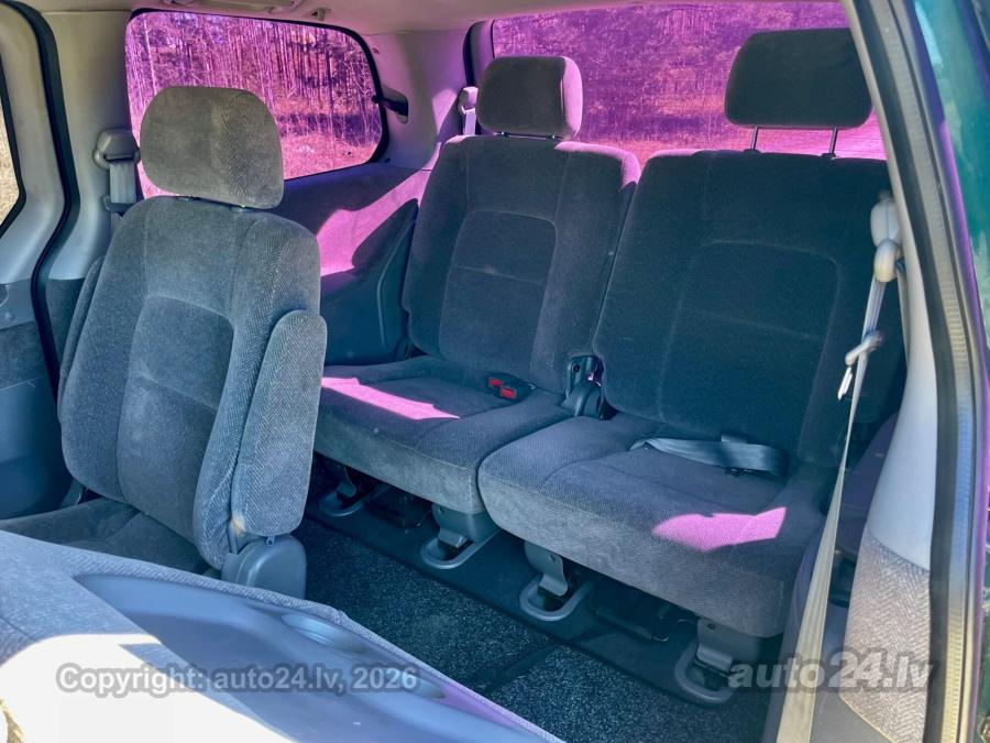 Kia Carnival 2002 in Tallinn, with an engine capacity of 2.90 L and mileage of 170 thousand km for 1700 €, photo 11 on AUTOMOTO.COM.LV