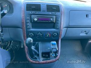 Kia Carnival 2002 in Tallinn, with an engine capacity of 2.90 L and mileage of 170 thousand km for 1700 €, photo 21 on AUTOMOTO.COM.LV