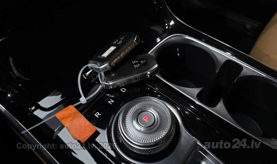 Kia Carnival 2022 Tallina, ar dzinēja tilpumu 2.20 L un nobraukumu 98 tūkst. km par 38880 €, foto 31 vietnē AUTOMOTO.COM.LV