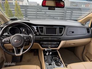 Balts Kia Carnival 2019 Tallina, ar dzinēja tilpumu 2.20 L un nobraukumu 90 tūkst. km par 33000 €, foto 10 vietnē AUTOMOTO.COM.LV